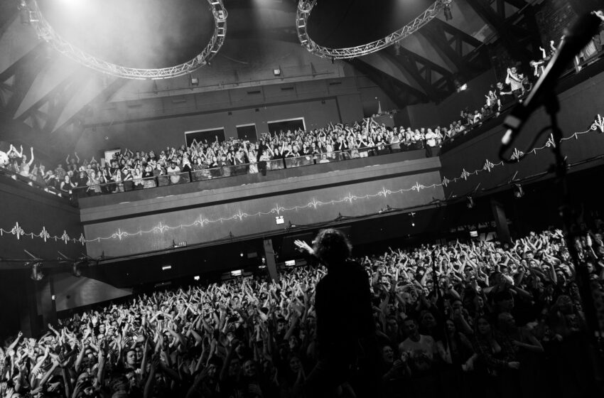 The Snuts bring the energy to the O2 Academy - The Gryphon