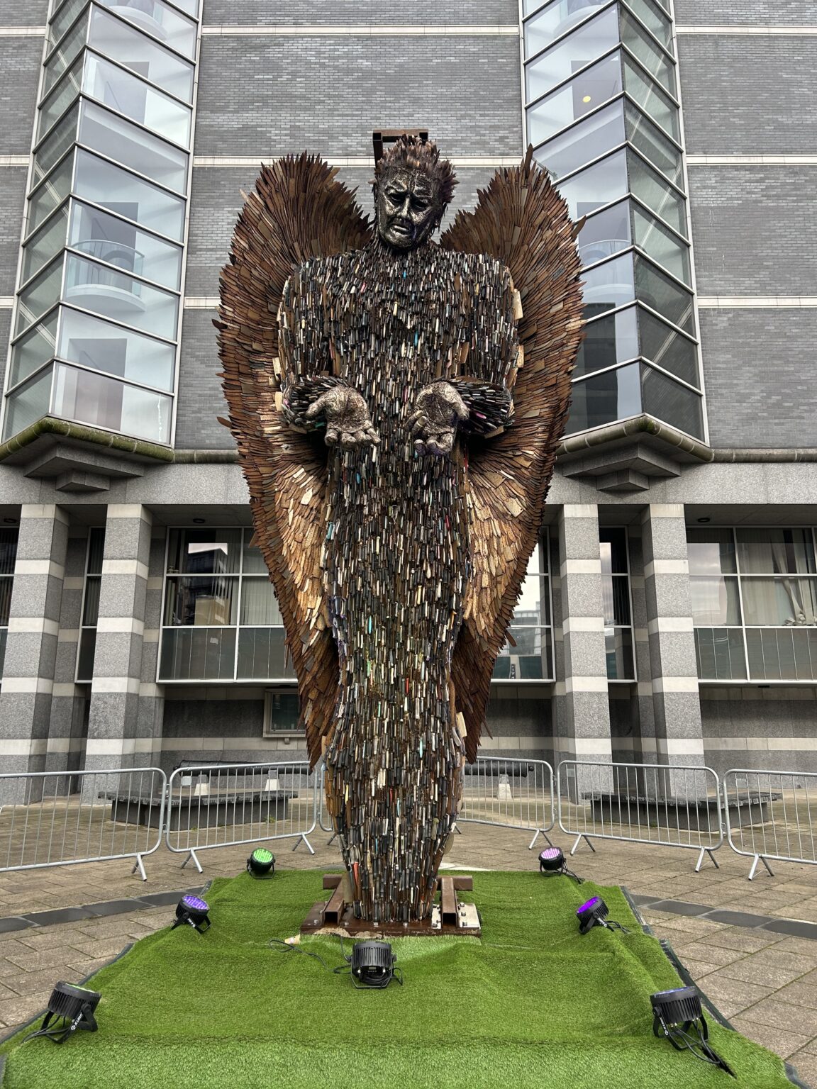 The Knife Angel: When The Touring Monument Made Its Stop in Leeds - The ...
