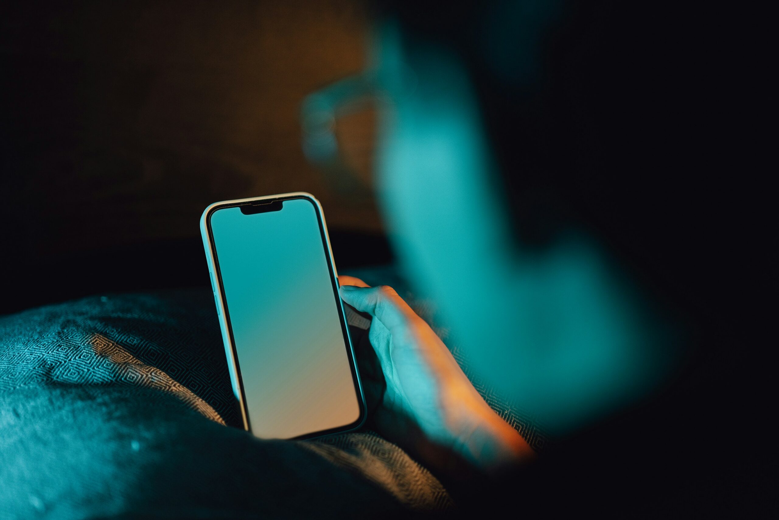 Sleep-Deprived but Still Scrolling: The Night-Time Overthinkers Club